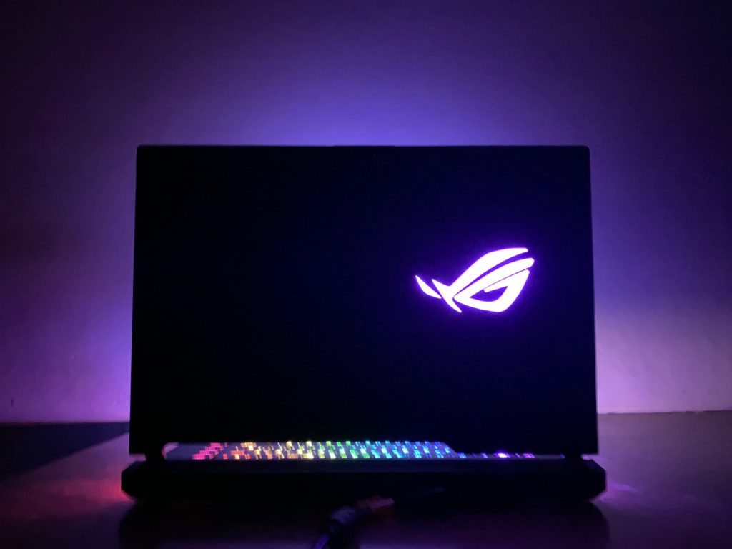 Asus ROG Strix Scar 15 Review, Pros and Cons | Smartprix.com Asus ROG Strix Scar 15 Review, Pros and Cons | Smartprix.com