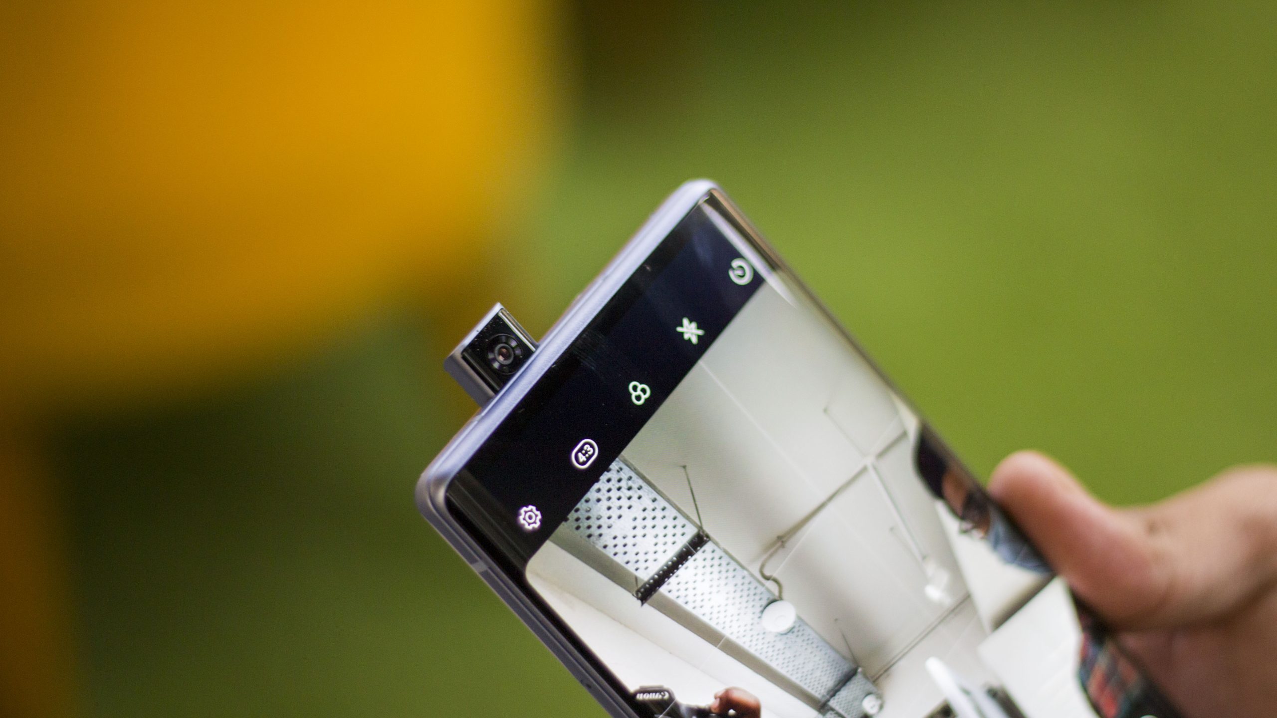 LG Wing 5G Review: Should You Buy? | Smartprix.com