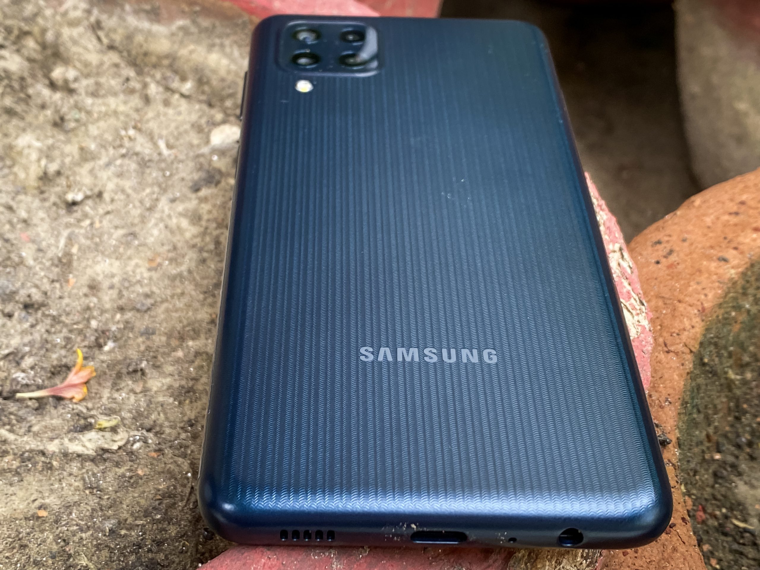 Samsung Galaxy F22 Review with Pros and Cons - Smartprix