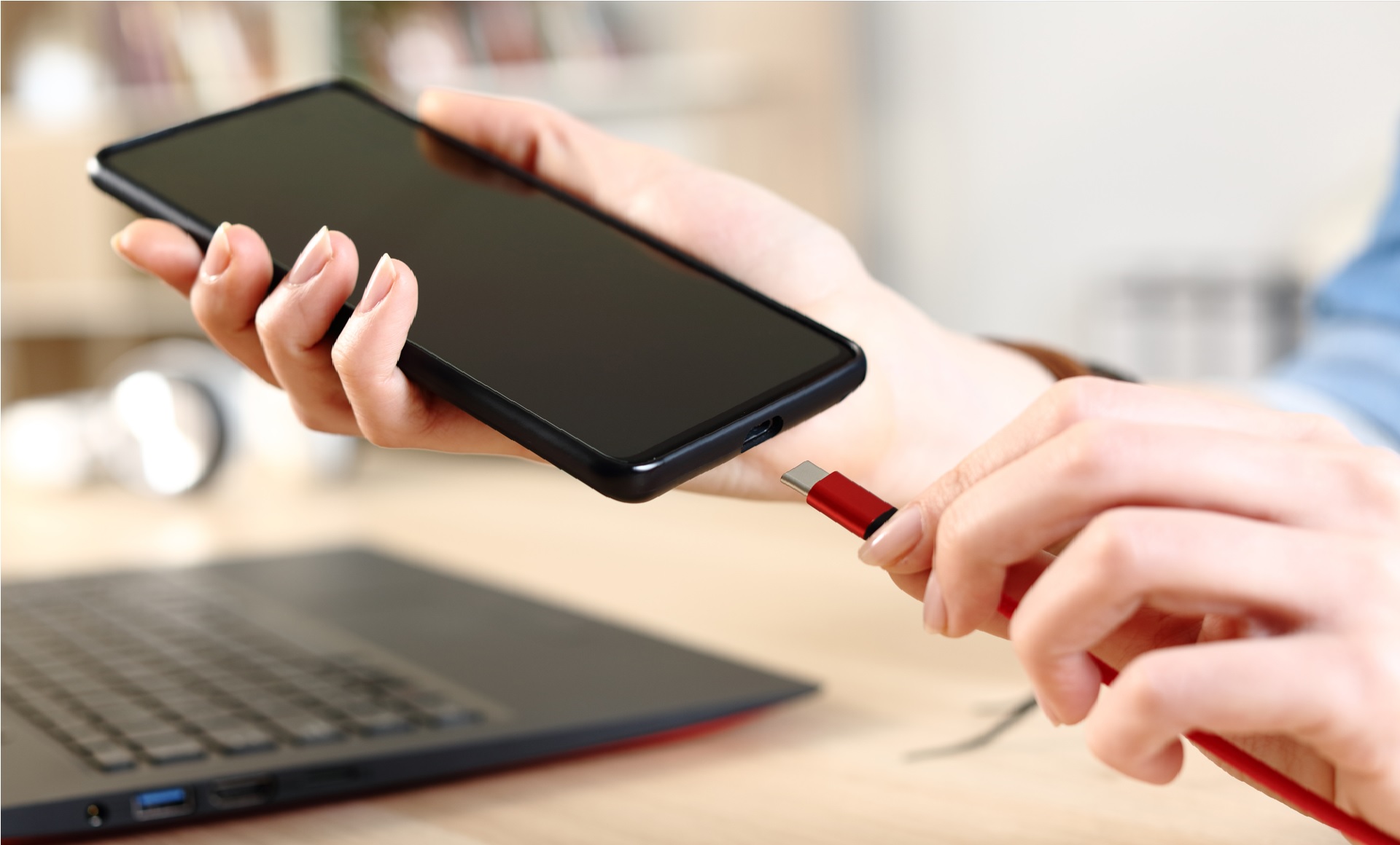 India is all set to use USB Type-C ports for all gadgets - Smartprix